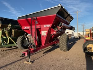 SOLD - 2015 Demco 1050 Stock No. C126817 Harvesting | Tractor Zoom
