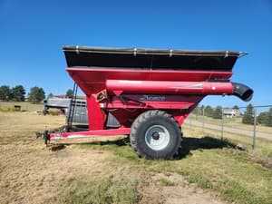 SOLD - 2015 Demco 1050 Stock No. C108633 Harvesting with 1,050 Bu ...