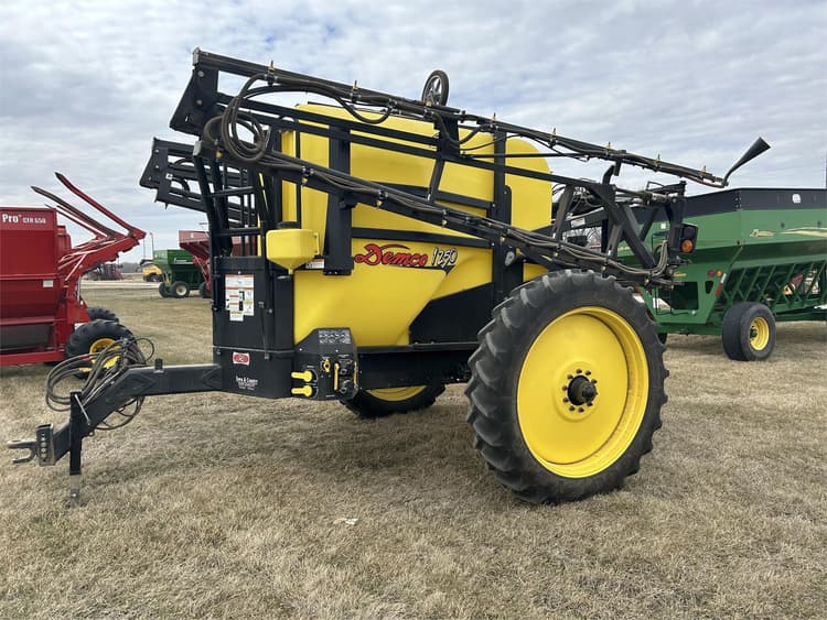 2015 Demco 1250 Chemical Applicators Sprayers - Pull Type for Sale ...