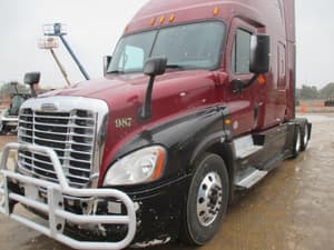 SOLD - 2015 Freightliner Cascadia Evolution Sleeper Semi Tractor, VIN ...