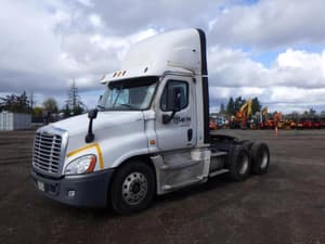 SOLD - 2015 Freightliner Cascadia Lot No. 4016 Other Equipment with ...