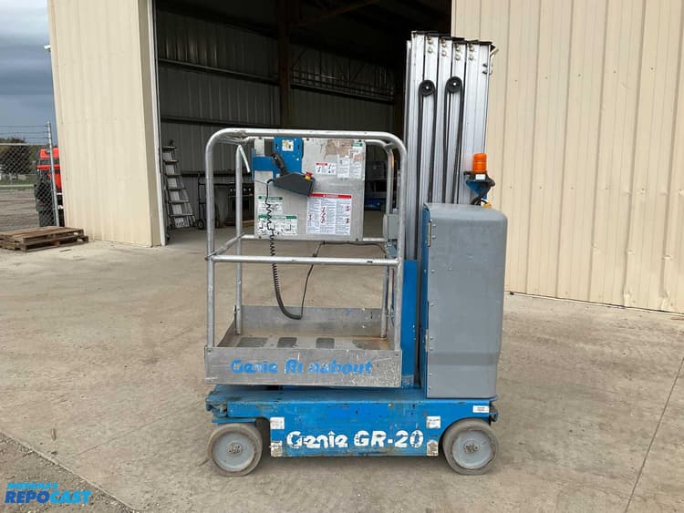 2015 Genie GR-20 Construction Aerial Lifts for Sale | Tractor Zoom