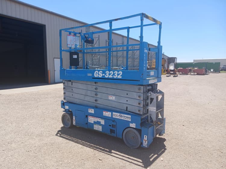 2015 Genie GS-3232 Construction Aerial Lifts for Sale | Tractor Zoom
