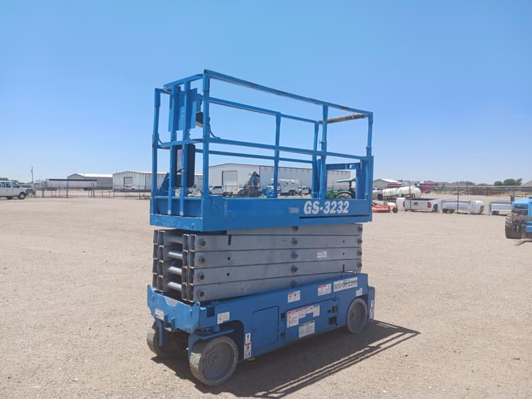 2015 Genie GS-3232 Construction Aerial Lifts for Sale | Tractor Zoom