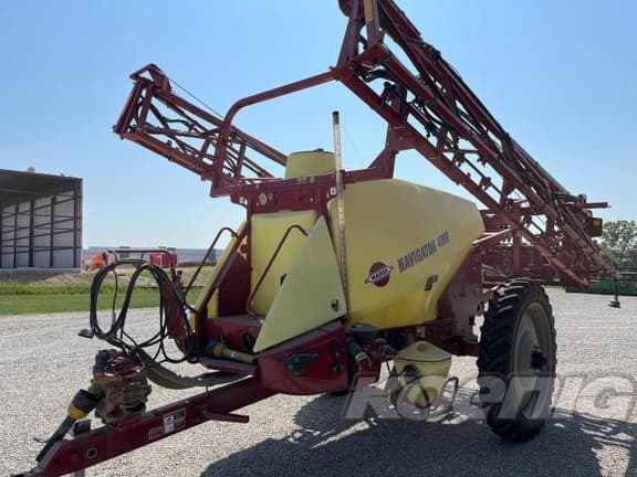 2015 Hardi Navigator 4000 Chemical Applicators Sprayers - Pull Type for ...