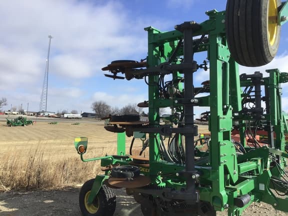 2015 John Deere 2510H Chemical Applicators Fertilizer Applicators ...