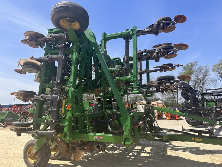 2015 John Deere 2510H Chemical Applicators Fertilizer Applicators ...