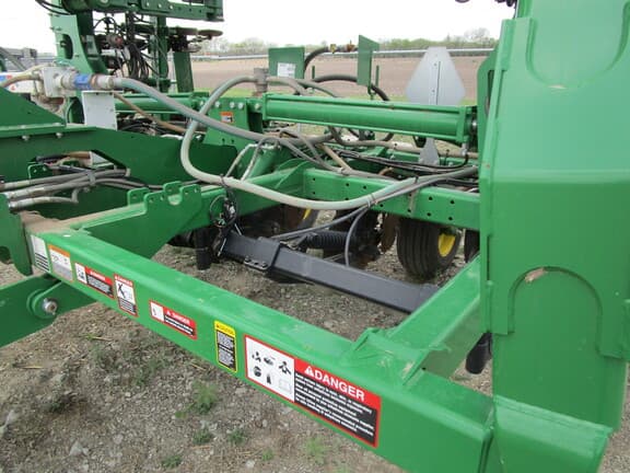 2015 John Deere 2510H Chemical Applicators Fertilizer Applicators ...