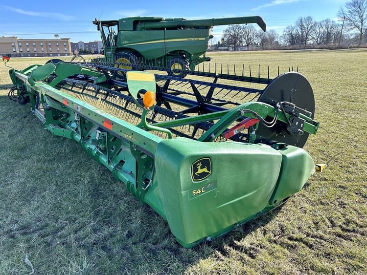 2015 John Deere 640FD Harvesting Headers - Platform for Sale | Tractor Zoom