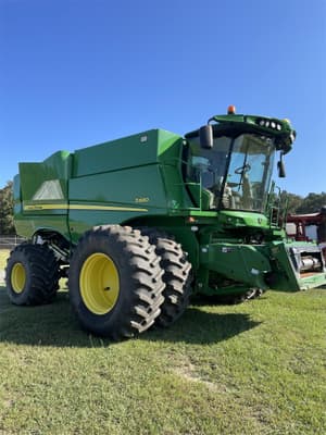 SOLD - 2015 John Deere S680 Stock No. 5E1019 Combines with 1,988 Hrs ...