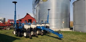 SOLD - 2015 Kinze 3000 Lot No. 12 Planting with 11 Rows | Tractor Zoom