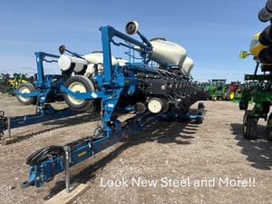 SOLD - 2015 Kinze 3660 Stock No. A611231B Planting with 32 Rows ...