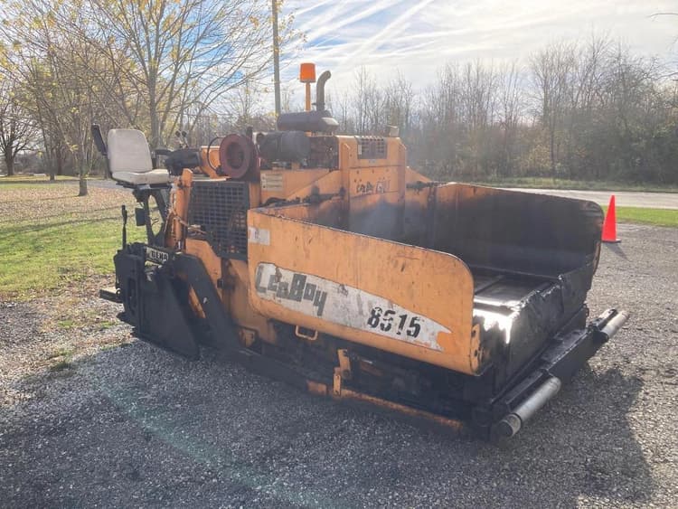 2015 LeeBoy 8515 Construction Asphalt Pavers for Sale | Tractor Zoom