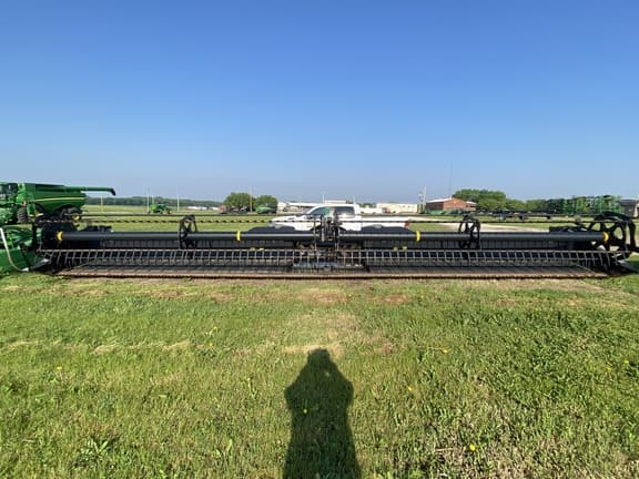 2015 MacDon FD75D Harvesting Headers - Platform for Sale | Tractor Zoom