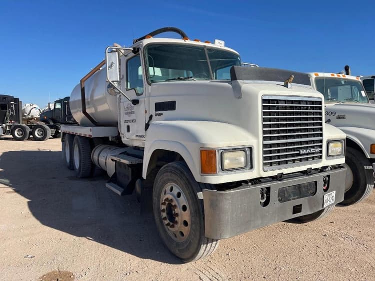 2015 Mack CHU613 Other Equipment Trucks for Sale | Tractor Zoom