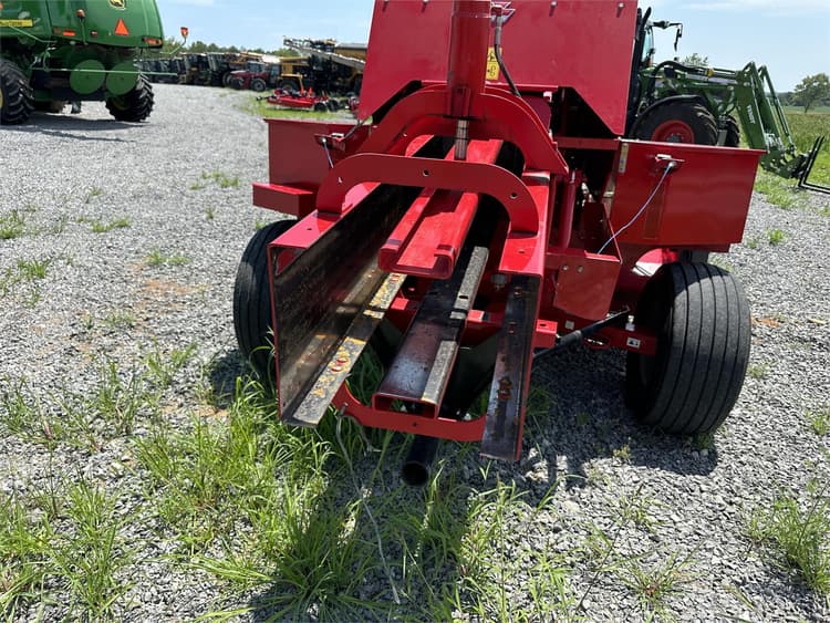 2015 Massey Ferguson 1840 Hay and Forage Balers - Square for Sale ...
