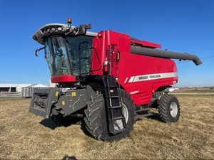 SOLD - 2015 Massey Ferguson 9520 Stock No. 230039503 Combines with ...