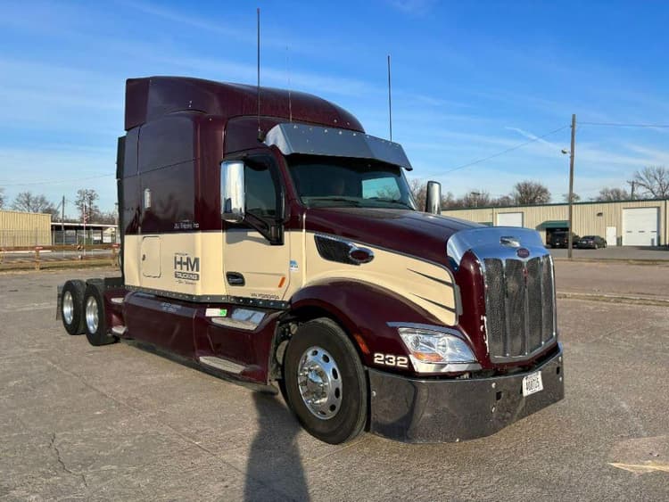 SOLD - 2015 Peterbilt 579 Other Equipment Trucks | Tractor Zoom