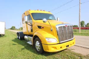 SOLD - 2015 Peterbilt 587 Lot No. 6151 Other Equipment with 747,000 mi ...