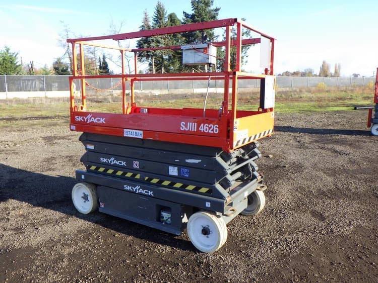 2015 Sky Jack SJ-4626 Construction Aerial Lifts for Sale | Tractor Zoom