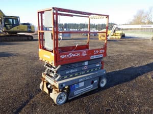 SOLD - 2015 Sky Jack SJIII3219 Lot No. 644 Construction with 179 Hrs ...