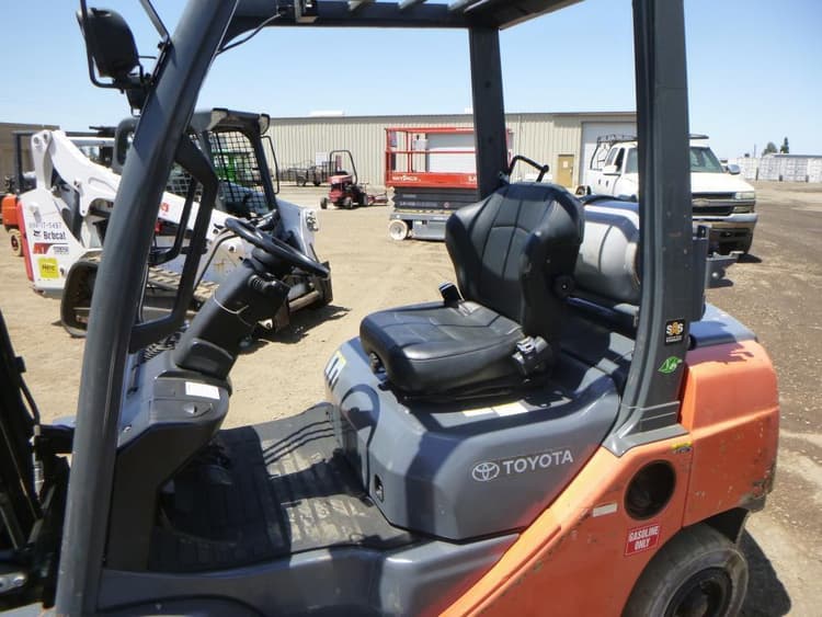 2015 Toyota 8FGU25 Construction Forklifts for Sale | Tractor Zoom
