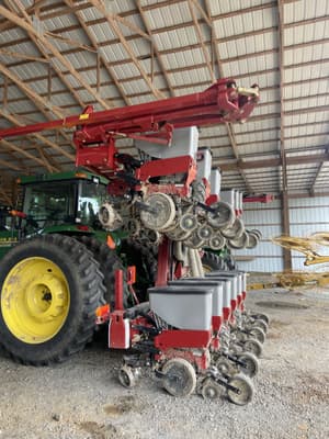 SOLD - 2016 Case IH 1235 Stock No. 21220X Planting with 12 Rows ...