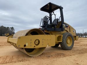 2016 Caterpillar CS44 Lot No. 55264403 Construction For Sale with 438 ...