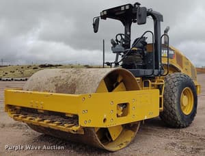 2016 Caterpillar CS56B Lot No. EH0245 Construction For Sale with 3,126 ...