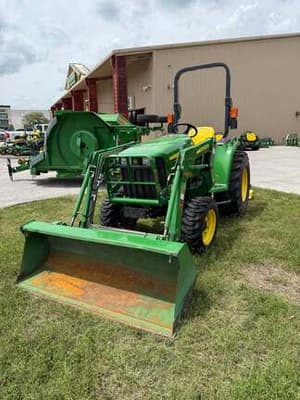 2016 John Deere 3032E Tractors For Sale with 650 Hrs | Tractor Zoom
