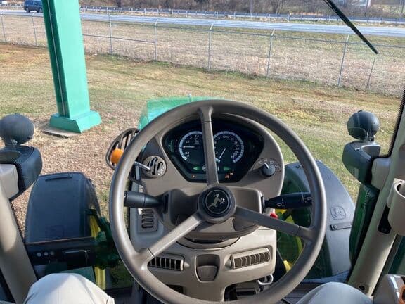 2016 John Deere 6110R Tractors 100 to 174 HP for Sale | Tractor Zoom