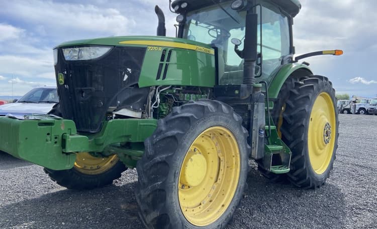2016 John Deere 7270R Tractors 175 to 299 HP for Sale | Tractor Zoom