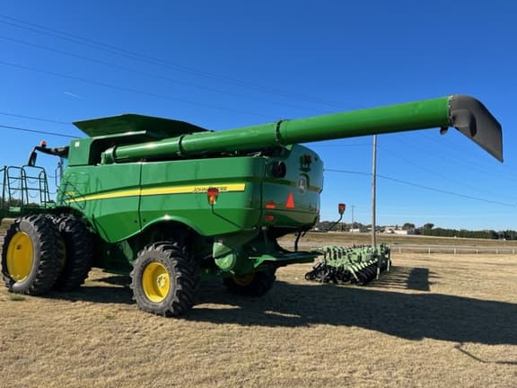 2016 John Deere S670 Combines Class 7 for Sale | Tractor Zoom