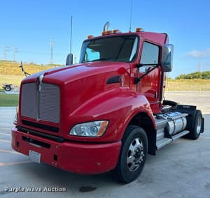 SOLD - 2016 Kenworth T400 Lot No. DV1011 Other Equipment with 234,502 ...