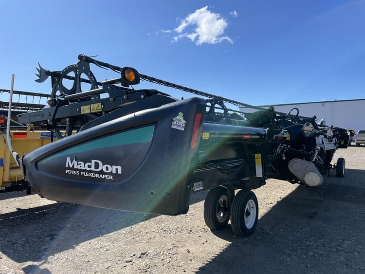 2016 MacDon FD75 Harvesting Headers - Platform for Sale | Tractor Zoom