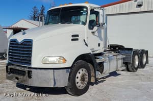 SOLD - 2016 Mack CXU613 Lot No. NB9835 Other Equipment with 398,385 mi ...