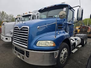 SOLD - 2016 Mack CXU613 Lot No. 533960 Other Equipment with 567,519 mi ...