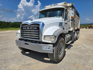 SOLD - 2016 Mack GU713 Lot No. 21008 Other Equipment with 527,167 mi ...
