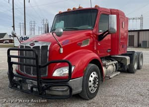 SOLD - 2016 Peterbilt 579 Lot No. DH9618 Other Equipment with 781,275 ...