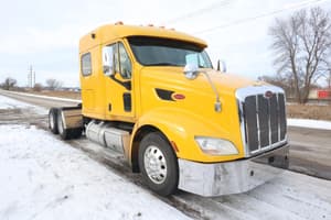 SOLD - 2016 Peterbilt 587 Lot No. 2547 Other Equipment with 593,927 mi ...