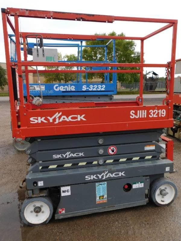 2016 Sky Jack SJIII3219 Construction Aerial Lifts for Sale | Tractor Zoom