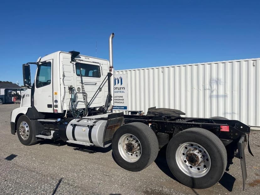 2016 Volvo VNL Lot No. 65 Other Equipment For Sale with 809,271 mi ...