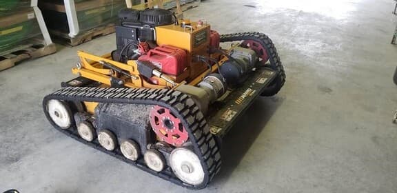 Tractor Zoom - 2017 Alamo RidgeRunner