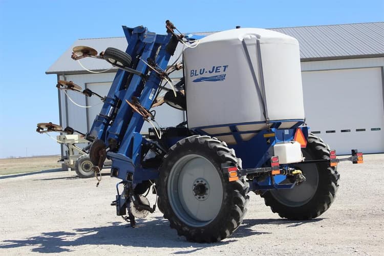 2017 Blu-Jet AT4615 Chemical Applicators Fertilizer Applicators ...