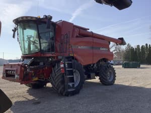 SOLD - 2017 Case IH 6140 Combines with 1,198 Hrs | Tractor Zoom
