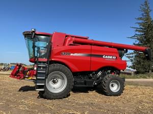 SOLD - 2017 Case IH 6140 Lot No. 43112 Combines with 1,914 Hrs ...