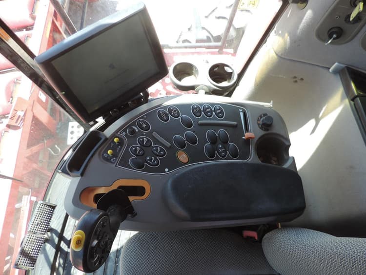 2017 Case IH 8240 Combines Class 8 for Sale | Tractor Zoom