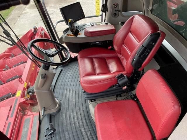 2017 Case IH 9240 Combines Class 9/10 for Sale | Tractor Zoom