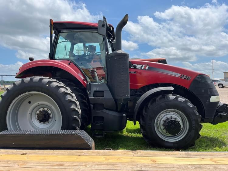 2017 Case IH Magnum 250 Tractors 175 to 299 HP for Sale | Tractor Zoom