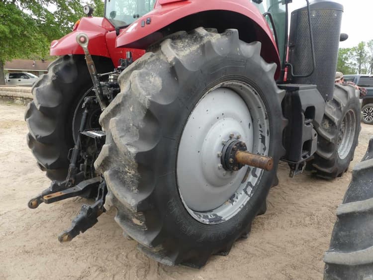 2017 Case IH Magnum 180 Tractors 175 to 299 HP for Sale | Tractor Zoom